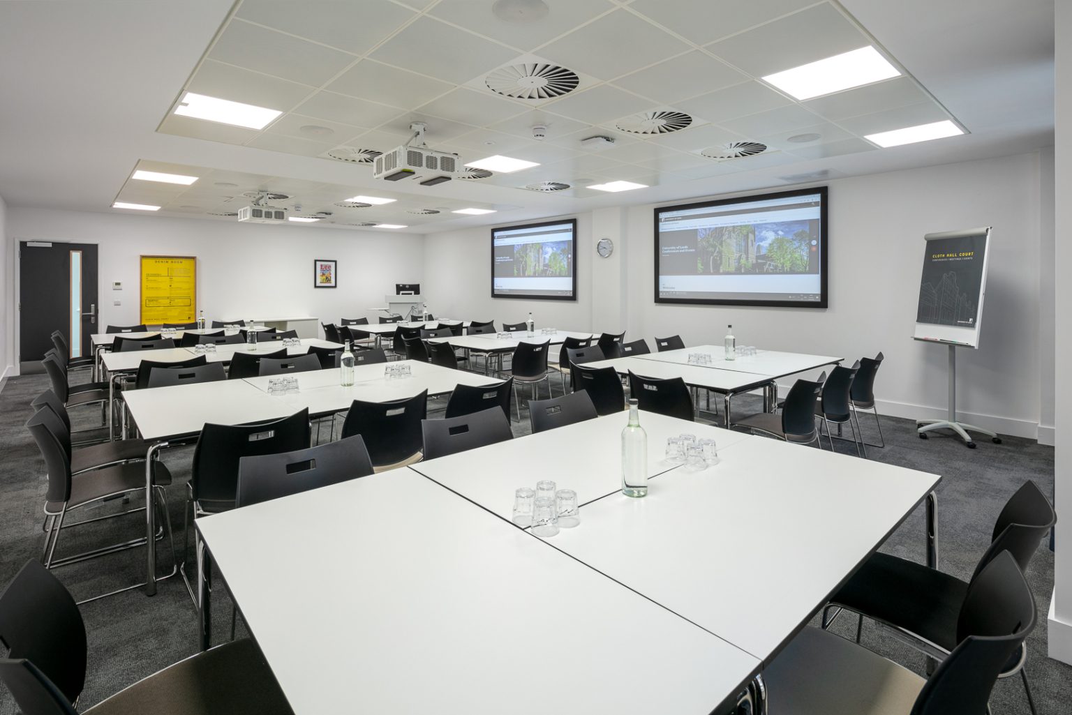 Cloth Hall Court: Hybrid meeting rooms in Leeds